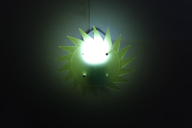 Kitronik 5V LED Desk Lamp Kit - Kitronik