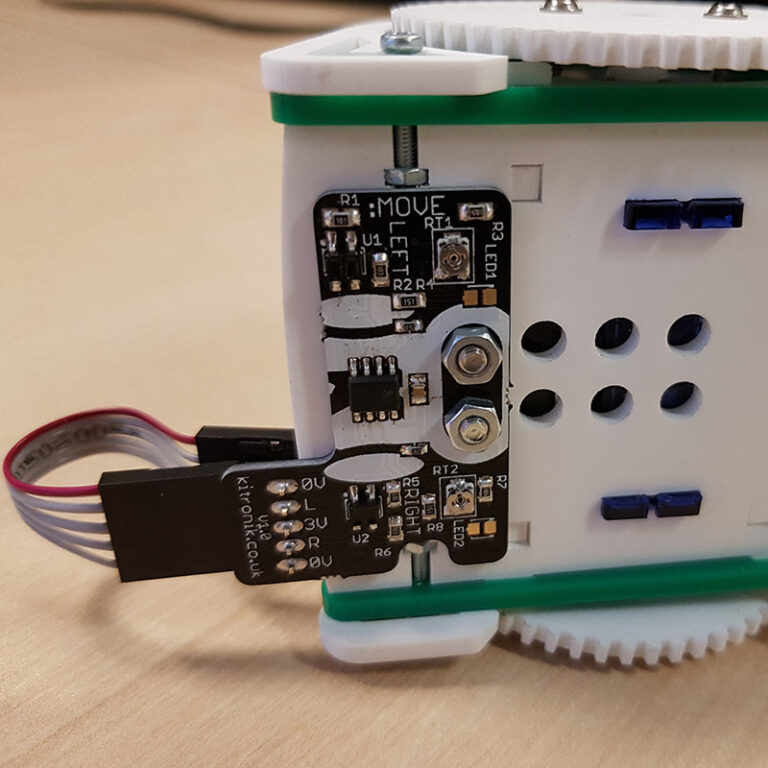 Kitronik :MOVE Line Following Board – Kitronik